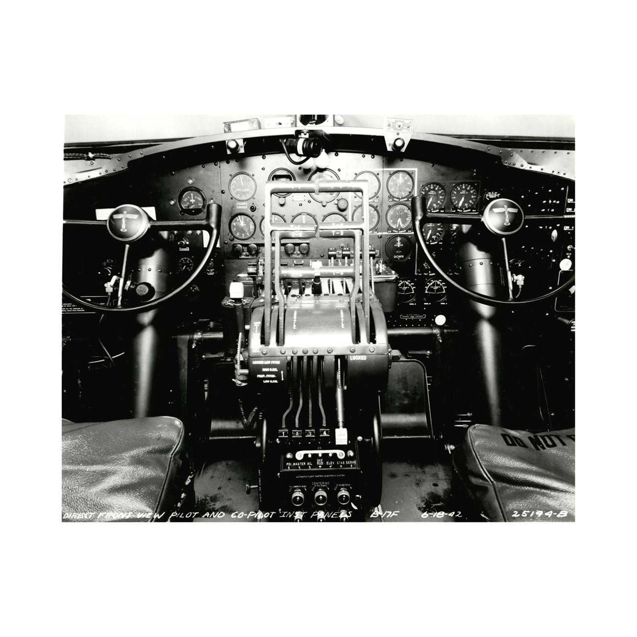 B 17 Cockpit